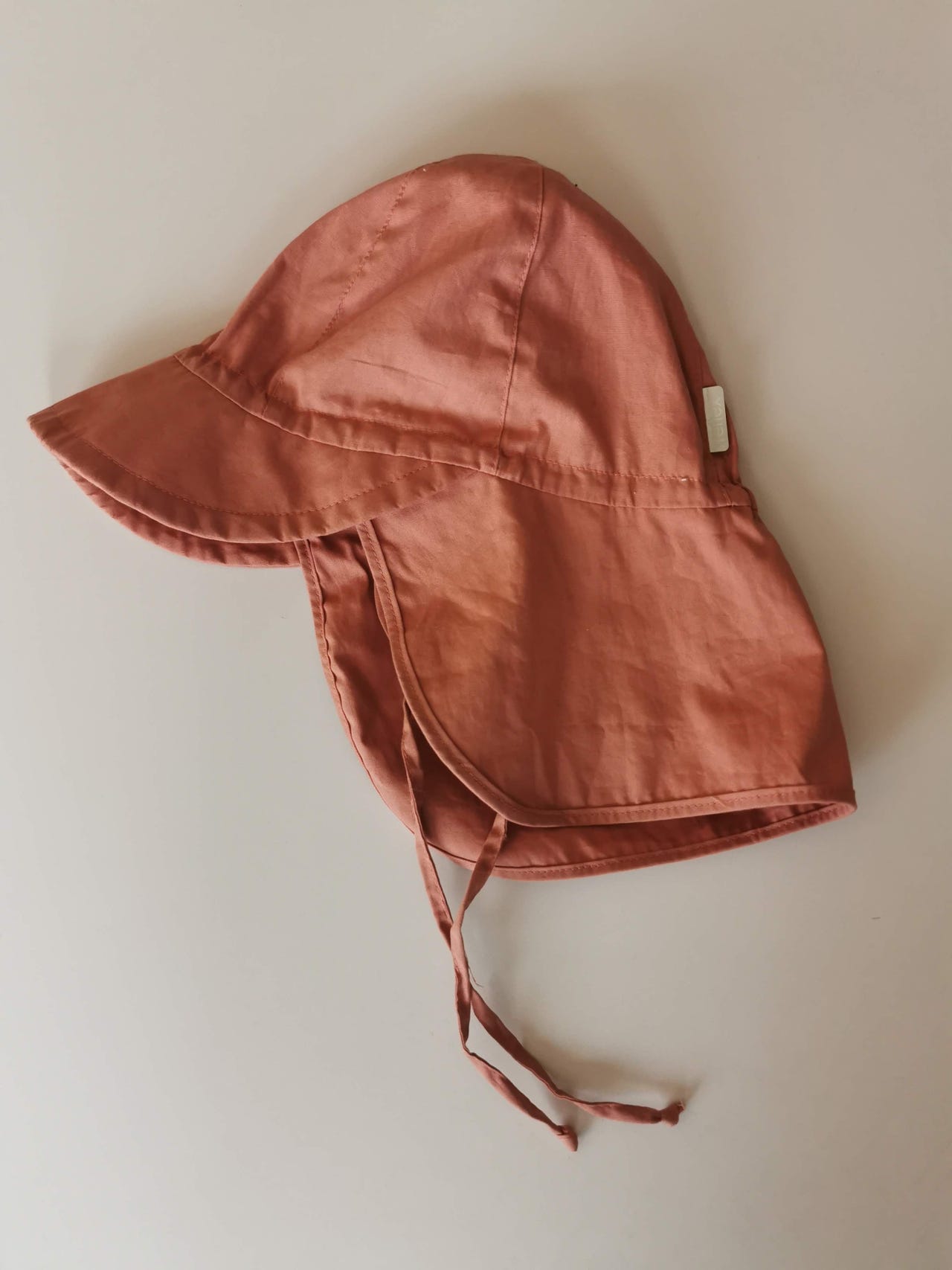 Solhatt fra Reflex str 2-5 år (rosa) | FINN torget