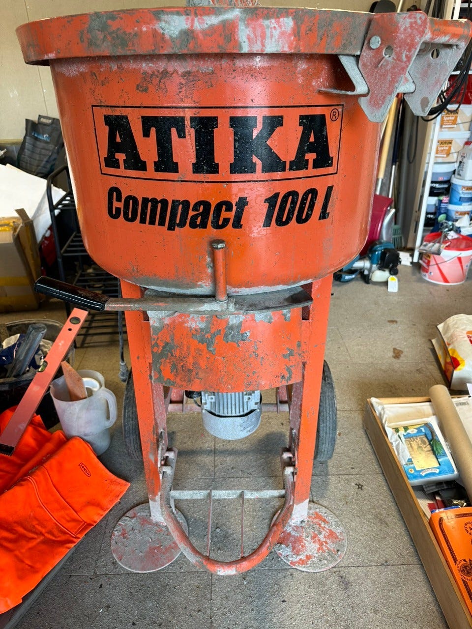 Leies ut Atika Tvangsblander Compact 100L, 2000kr/uke | FINN-torget