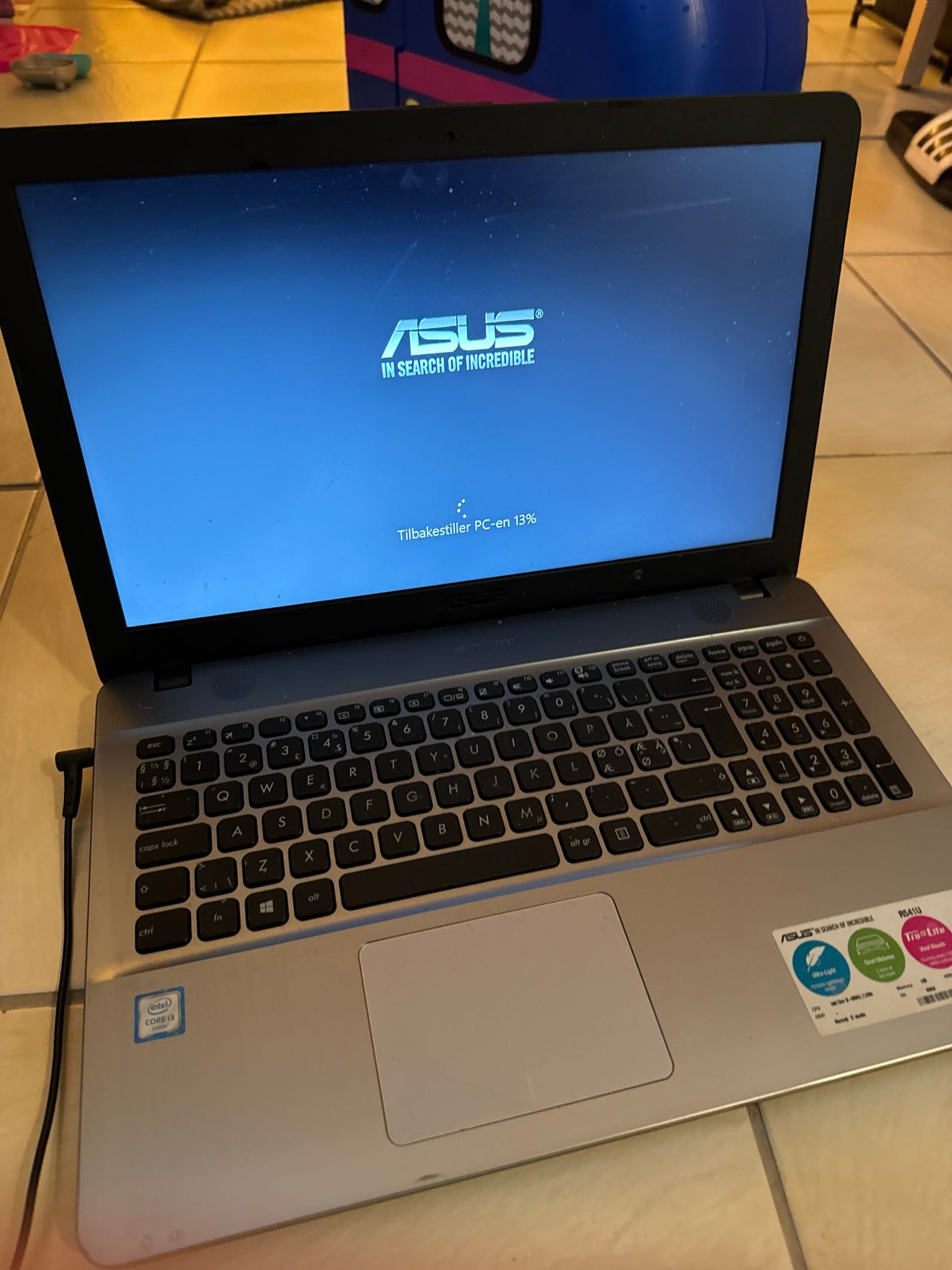 Asus R541U | FINN torget