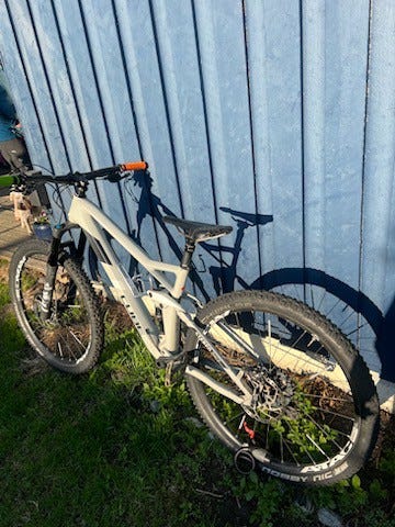 Cube fulldempet sykkel 2020 | FINN torget