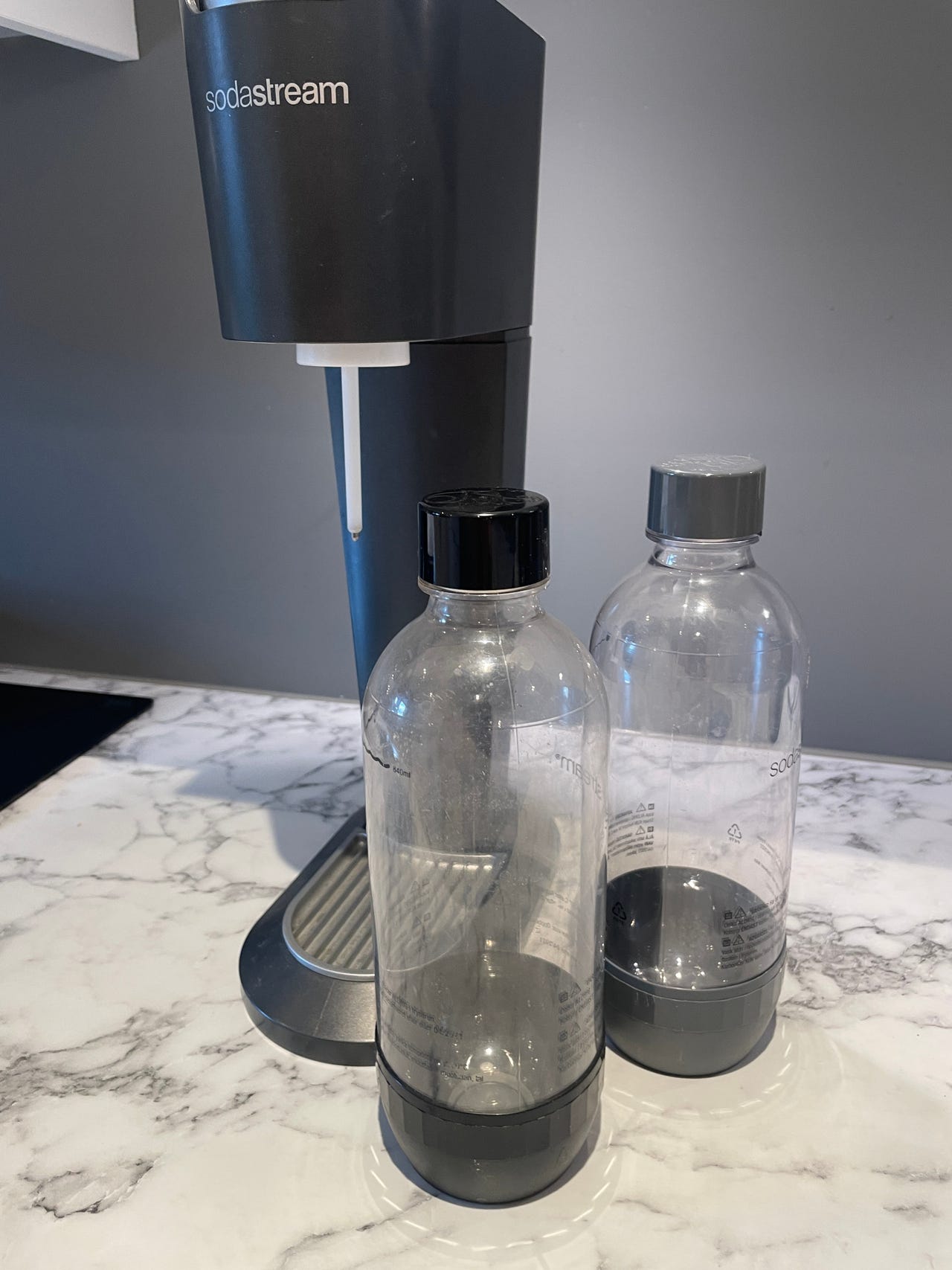 Sodastream med 2 flasker | FINN torget