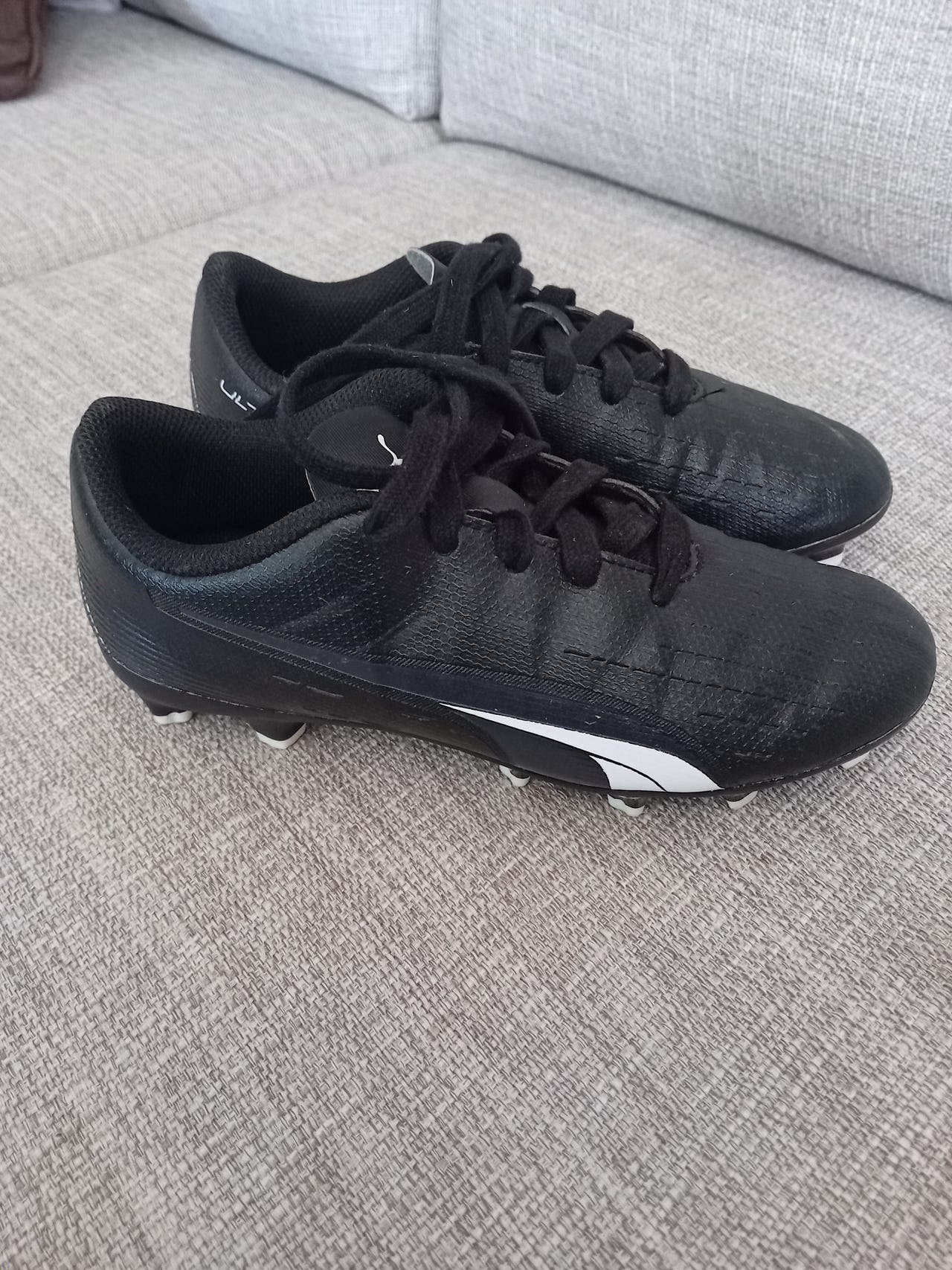 Puma Ultra Play fotballsko FG/AG Jr. str 33 | FINN-torget