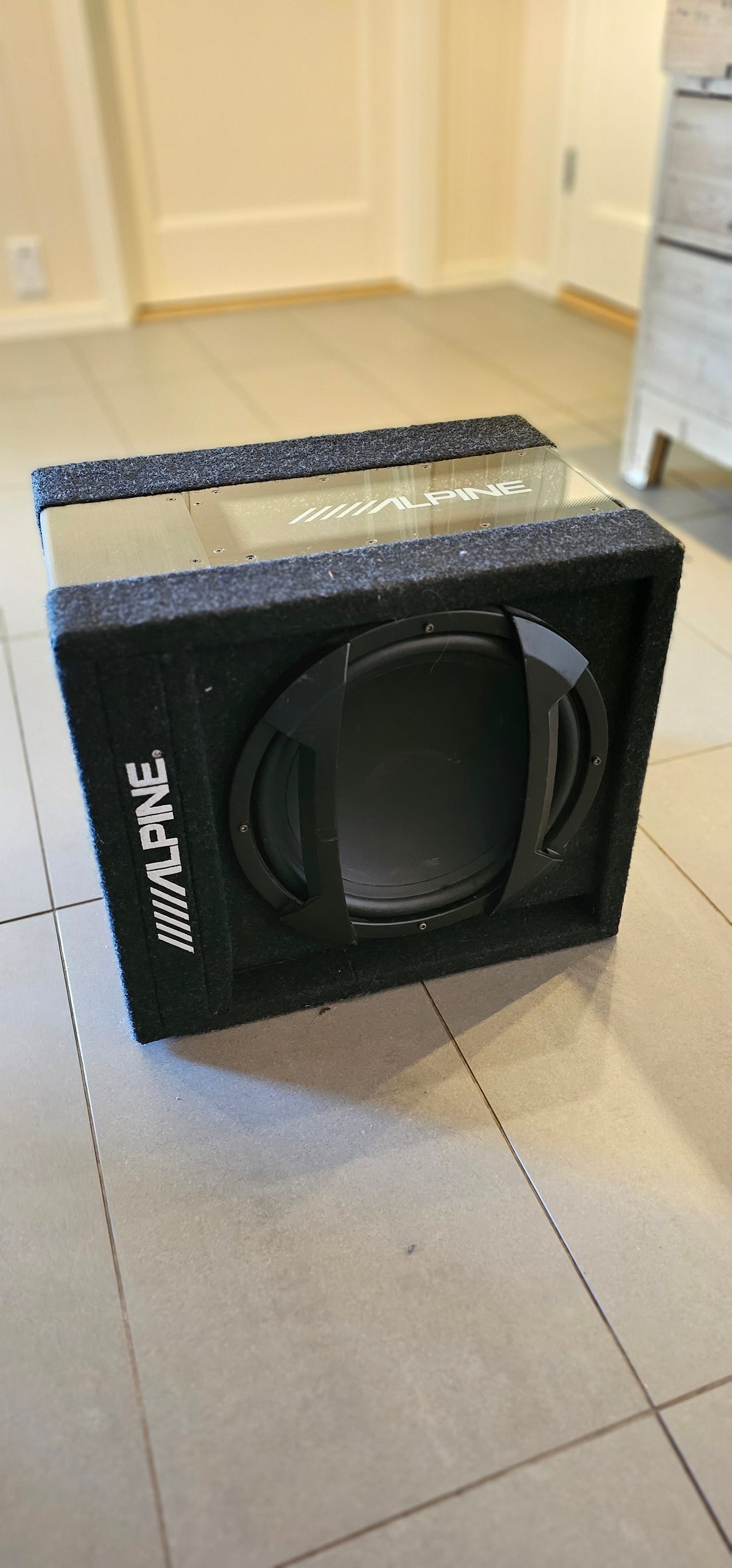 Alpine SWE-3200 | FINN-torget