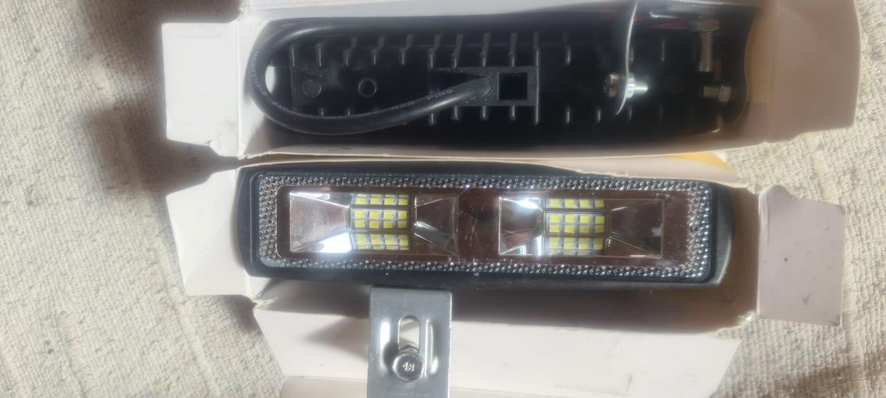 LED front light 12V-24V 48 W. TWO PIECES | FINN-torget