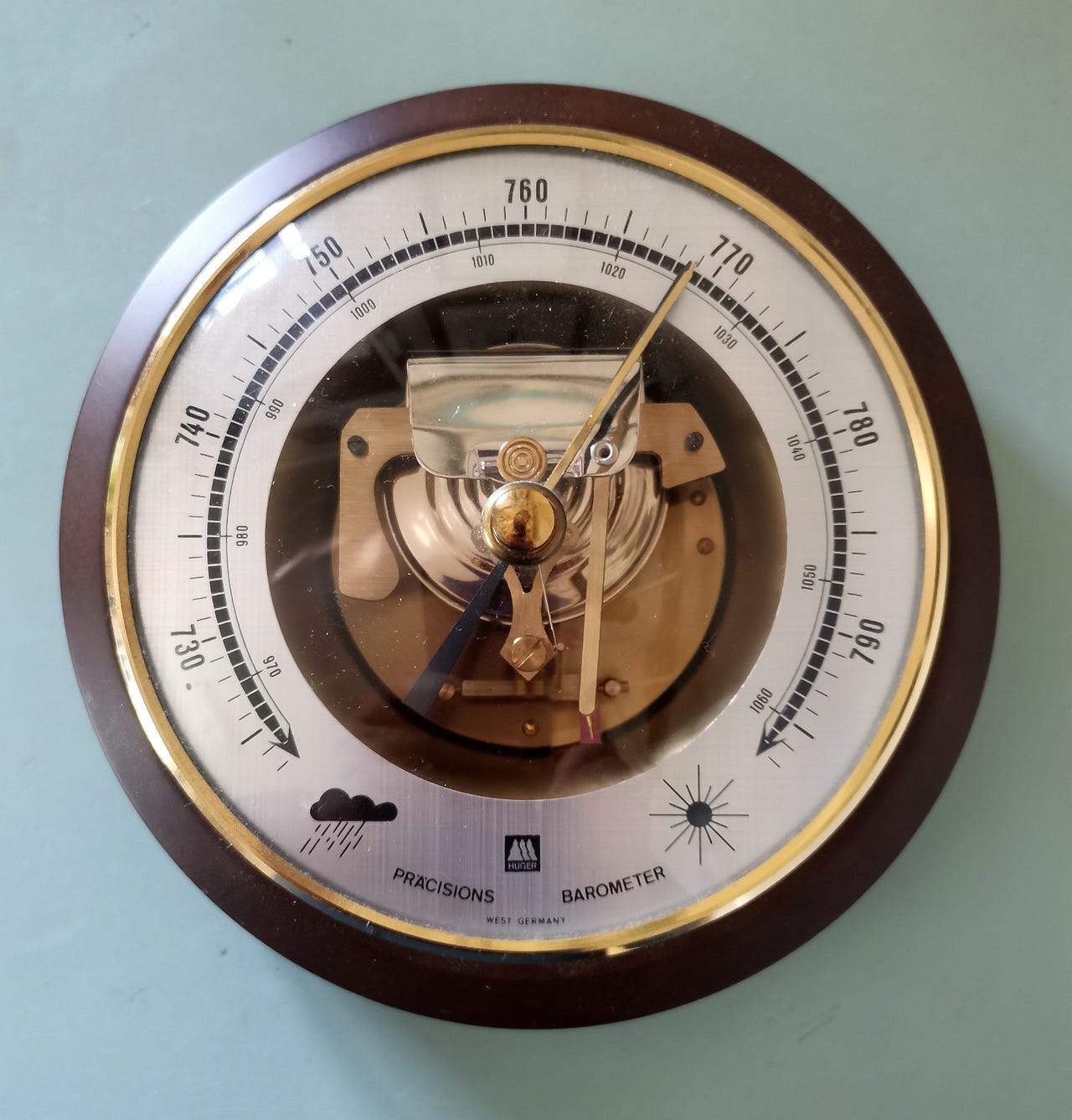 Huger presisjons barometer fra West Germany | FINN-torget