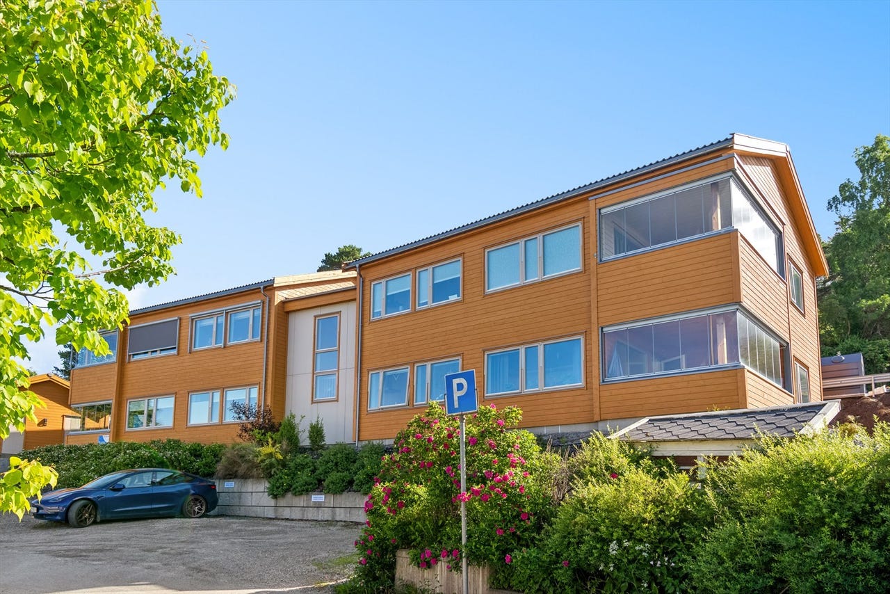 Steinkjer - Sentrum. Ny pris! Moderne leilighet fra 2019 med sentral ...