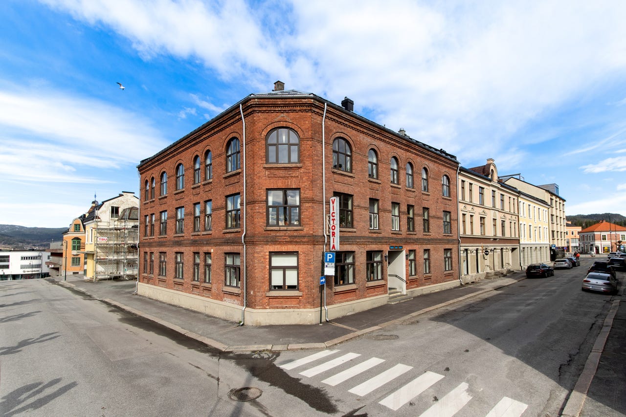 Sentrum // Nærhet til skole // Store vinduer med utsikt | FINN eiendom