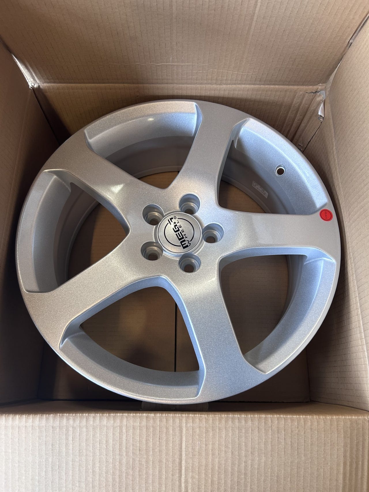 Mega Wheels Indus 7.0X17 5X100 Ø73.2 ET48 520 kg K60 | FINN-torget