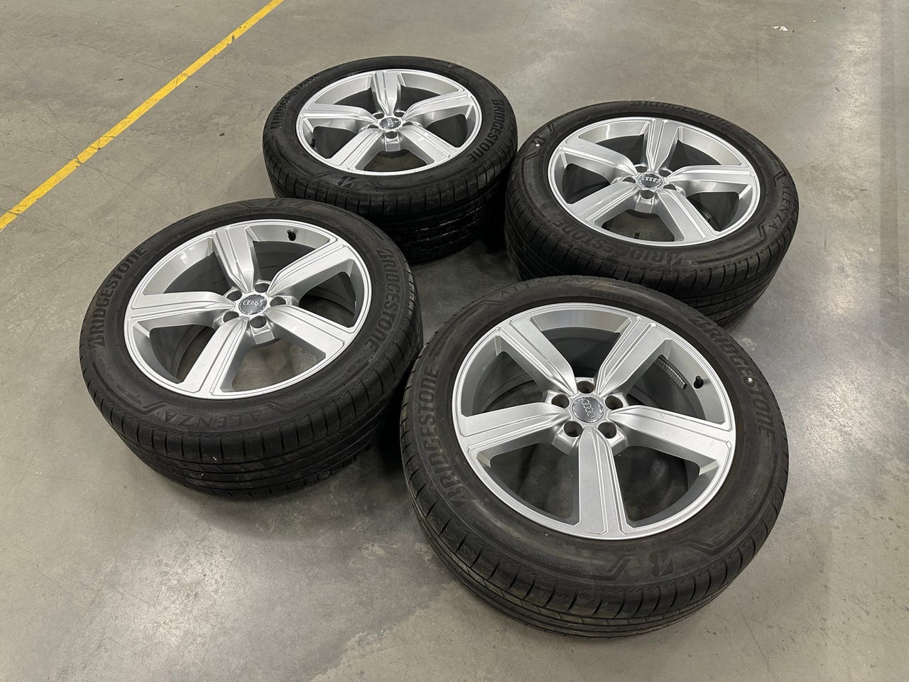 20" Audi e-tron felger m/sommerdekk | FINN-torget