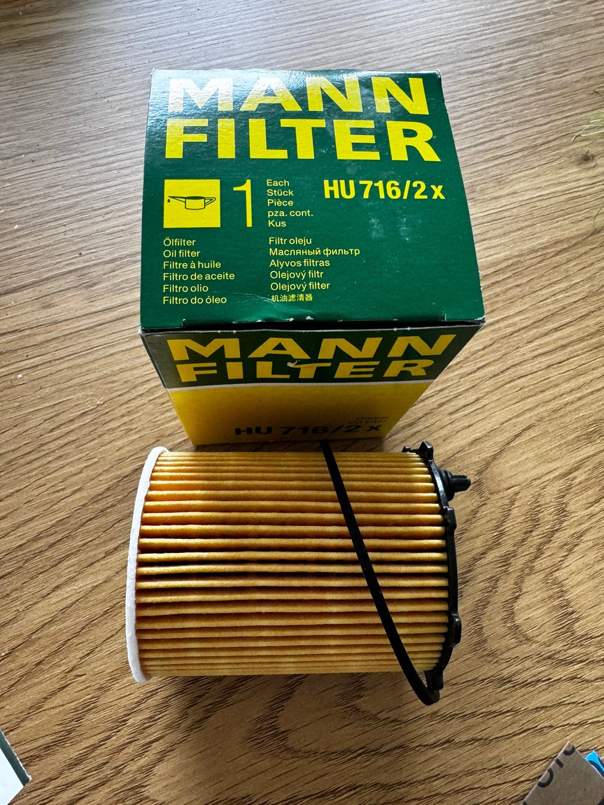 Oljefilter MANN-FILTER HU 716/2 x | FINN torget