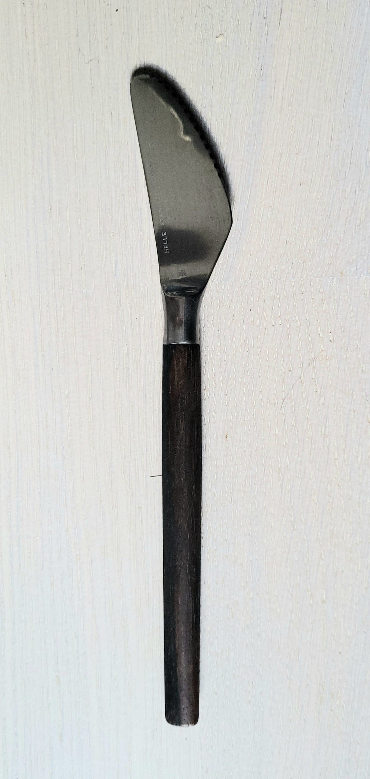 Kniv med treskaft fra Helle bestikk fra 1960-tallet - 19,5 cm lang ...
