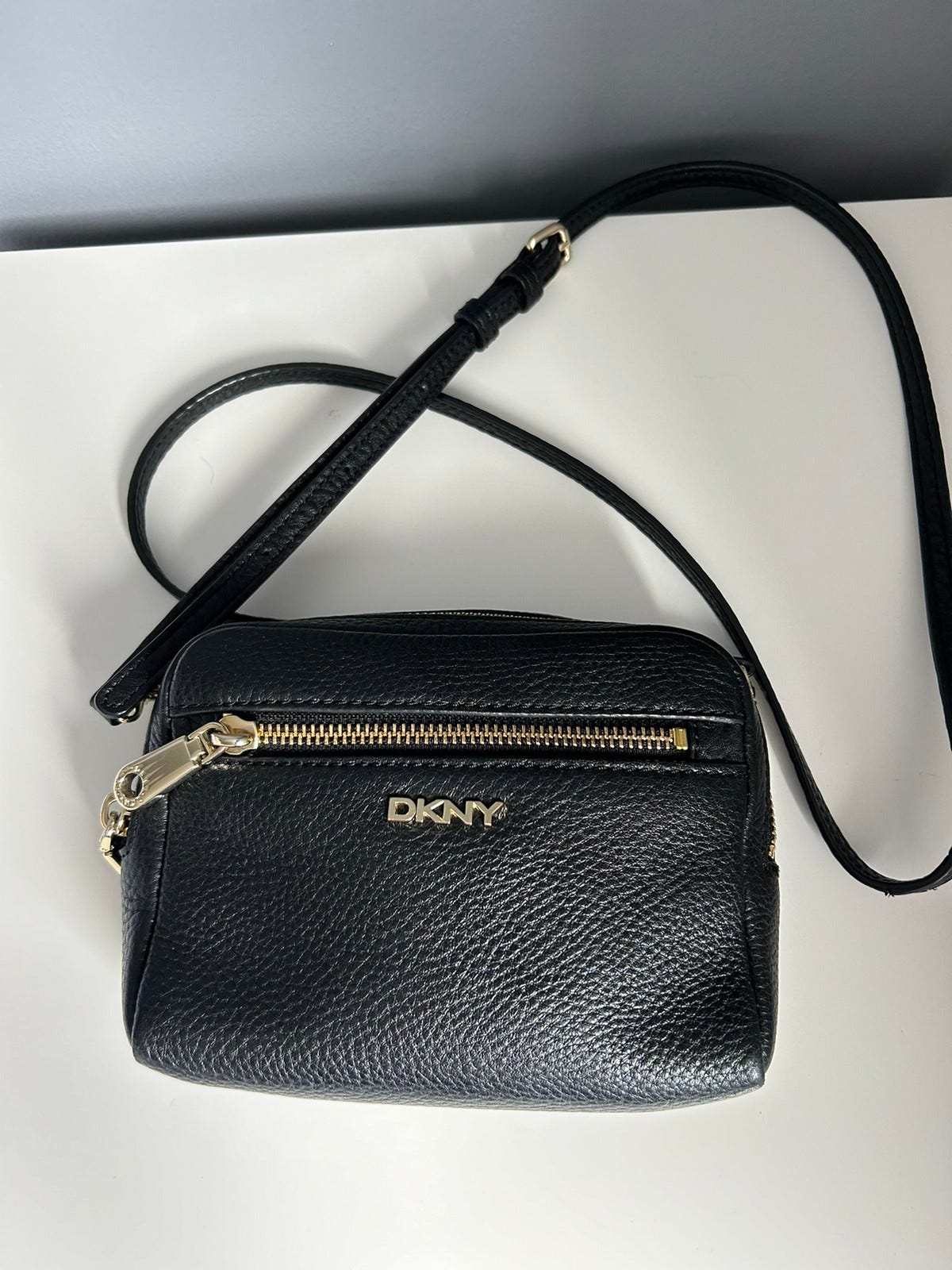 DKNY veske | FINN torget