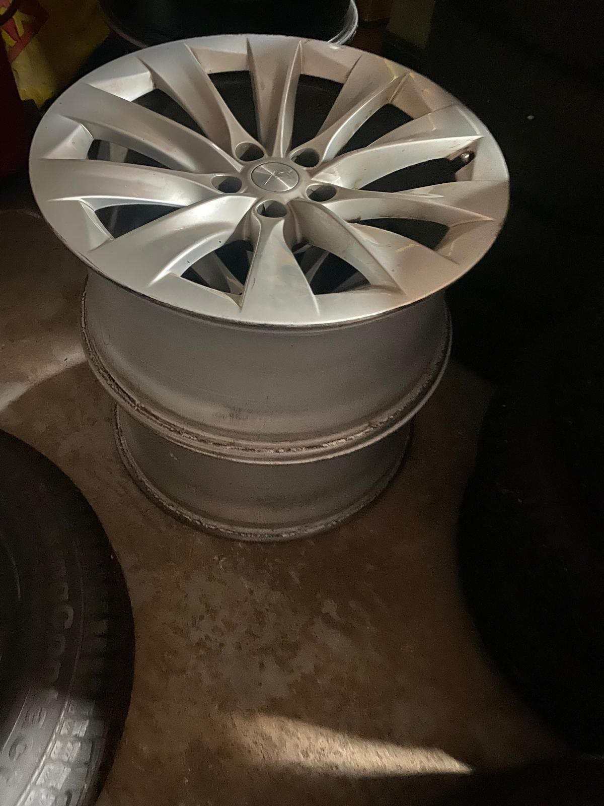 Tesla modell X felger | FINN-torget