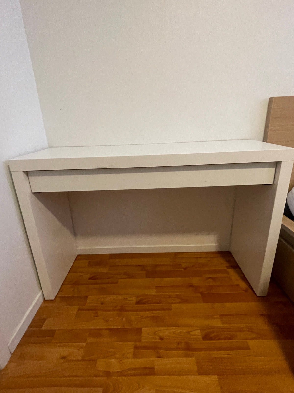 Pult / skrivebord | FINN torget