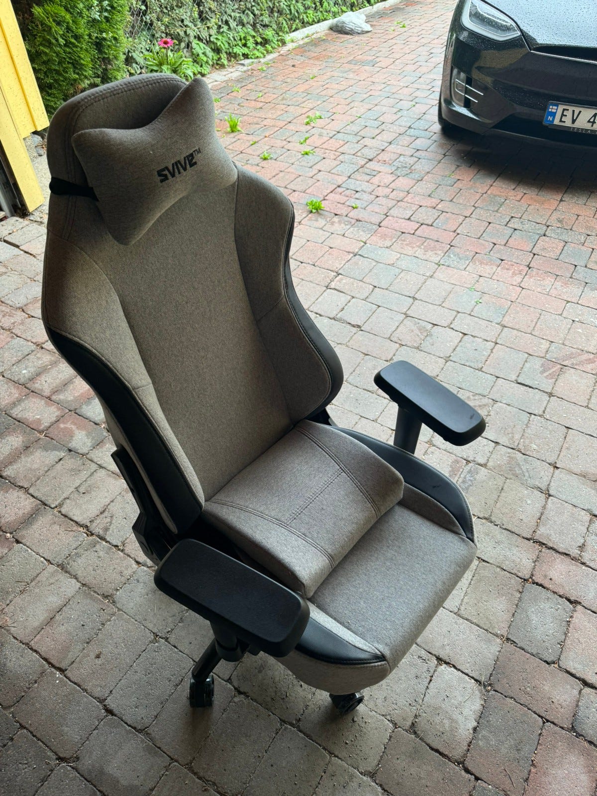 Svive gemini gaming stol | FINN-torget