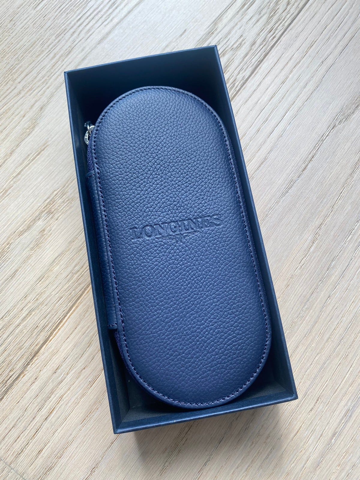 Ny Longines klokkeskrin pouch | FINN torget