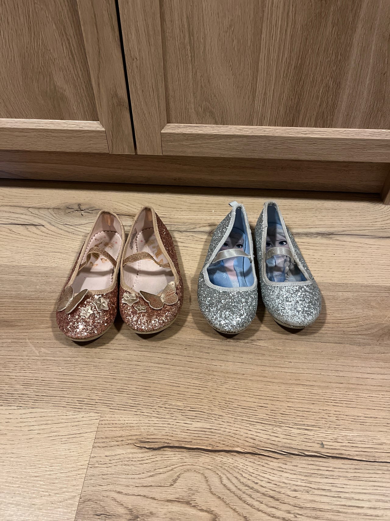 Glittersko strl 28 / klespakke sko | FINN torget