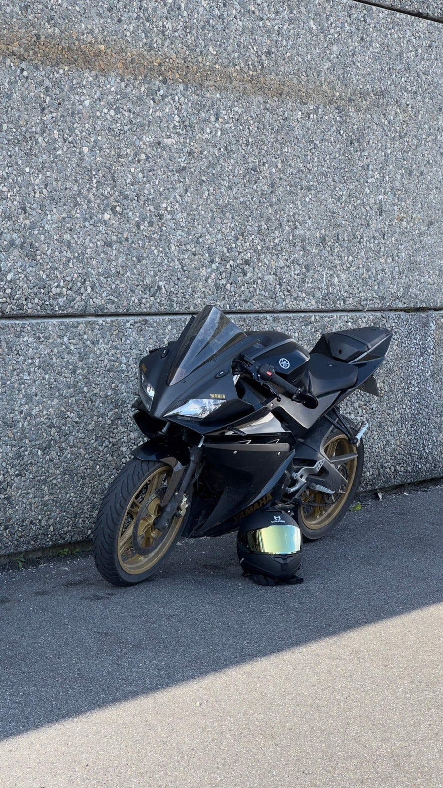 Til salgs: Yamaha Yzf r125 - 2010 - 124 ccm - Lett MC | FINN.no