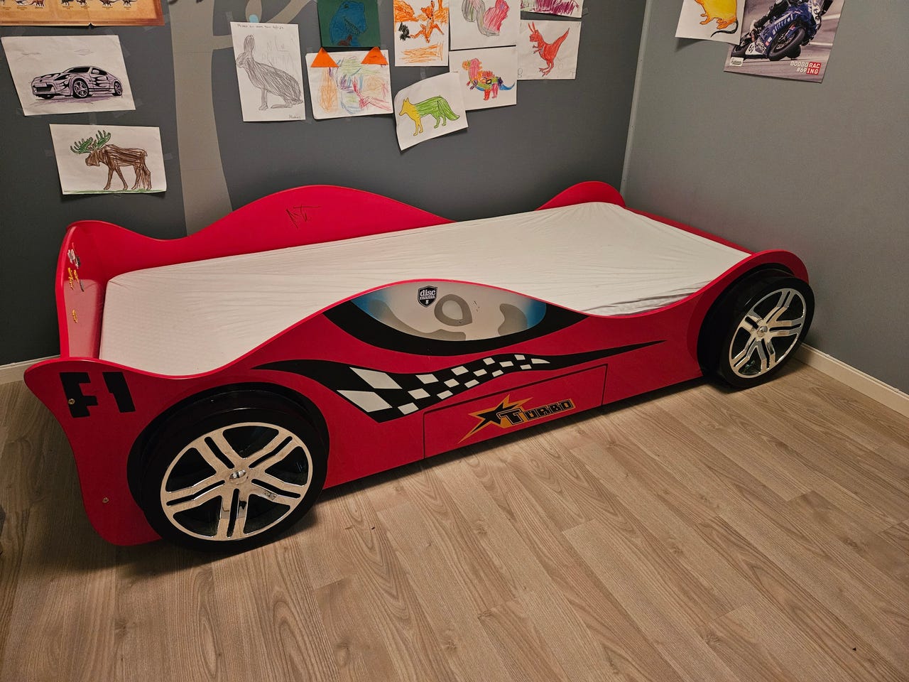 Racerbil seng 90x200 | FINN torget