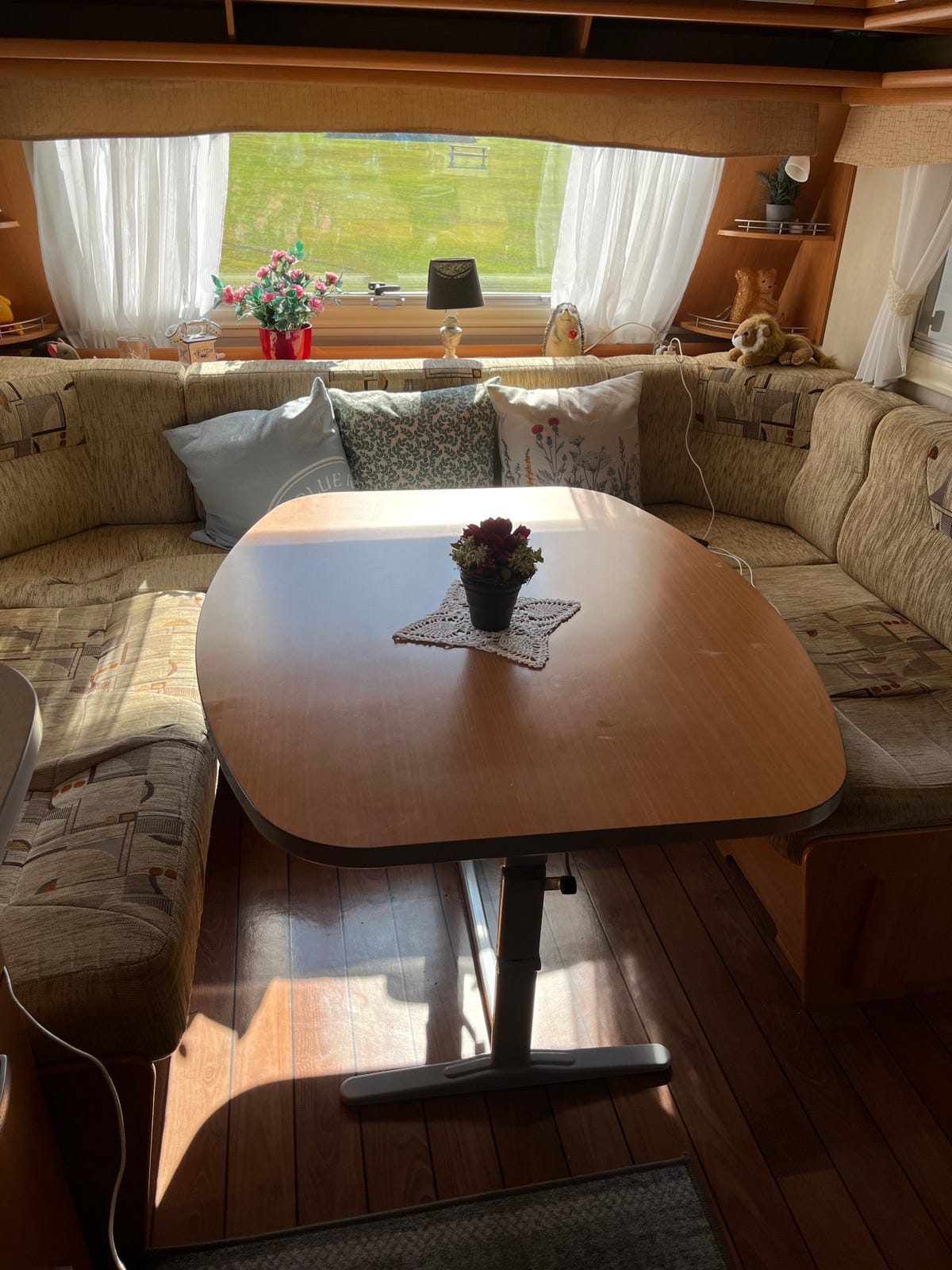 Selge campingvogn: Cabby 740 - 2007 - Soveplasser 4 - Egenvekt 1 780 kg ...