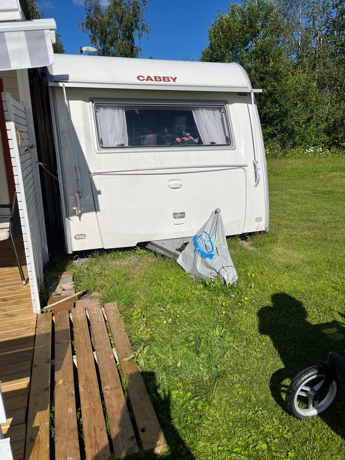 Selge campingvogn: Cabby 740 - 2007 - Soveplasser 4 - Egenvekt 1 780 kg ...