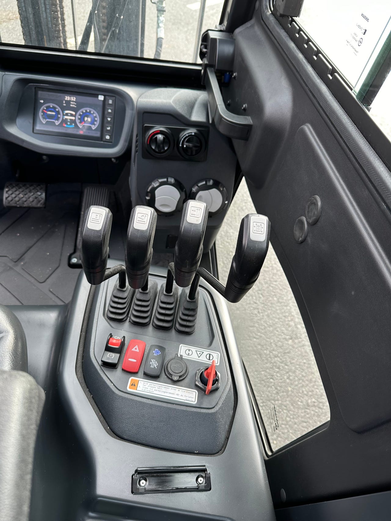 Til salgs: Doosan Demokjørt D25S-9 (2,5 tonn) diesel gaffeltruck med ...