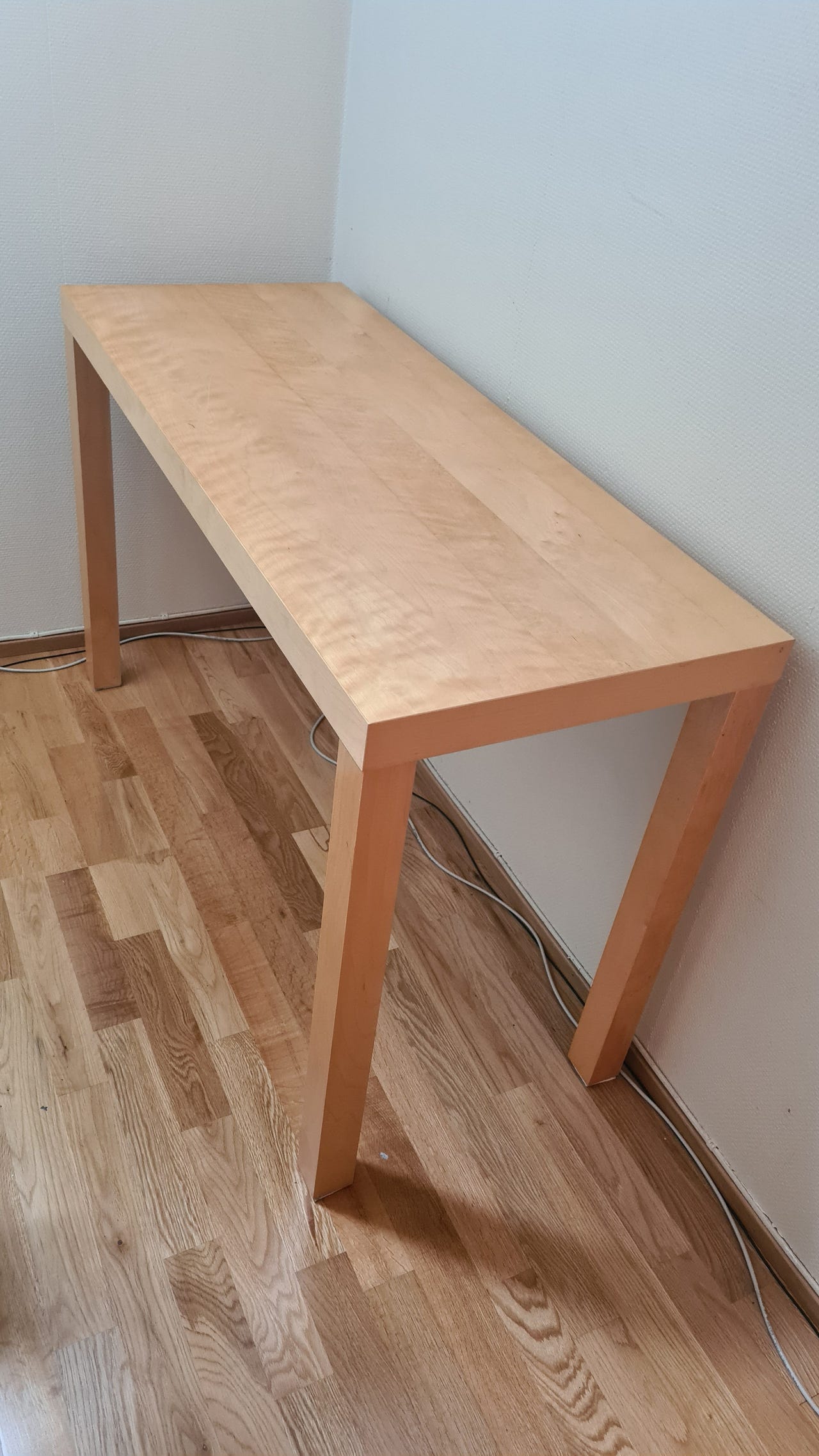 Smalt Avlastning bord | FINN torget