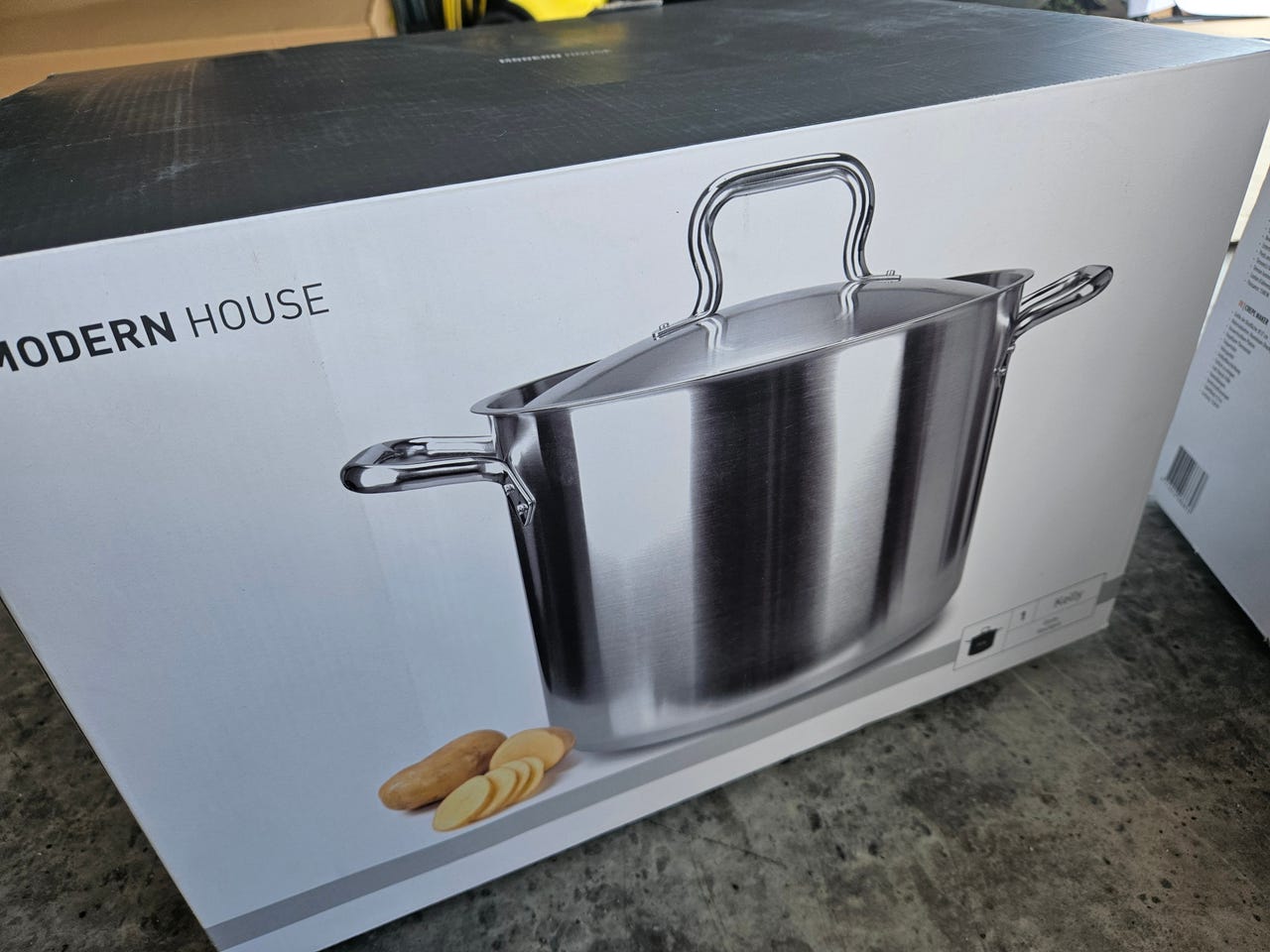 Stor Gryte m/lokk | FINN-torget