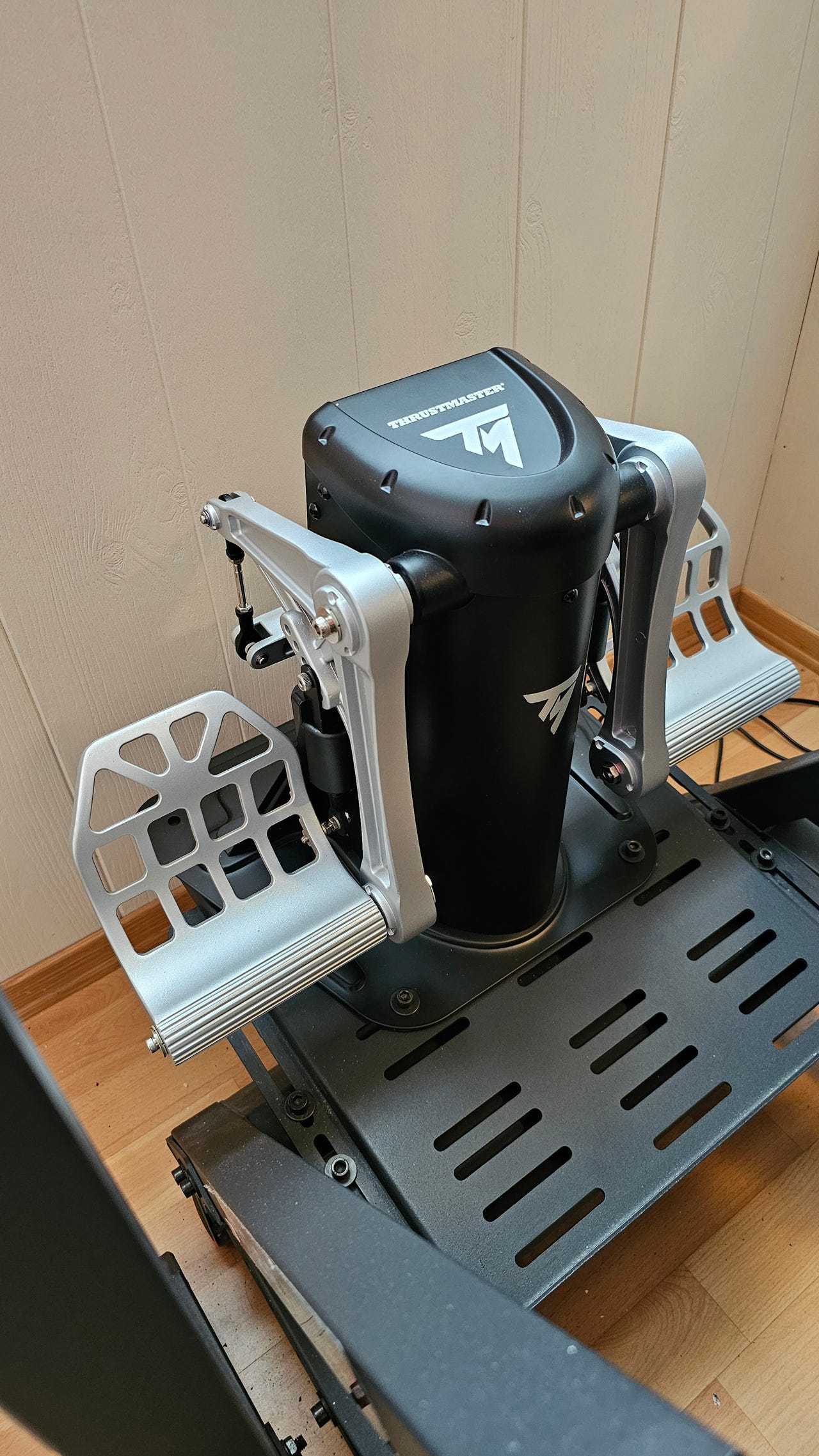 Thrustmaster TPR pendular rudder pedals | FINN torget