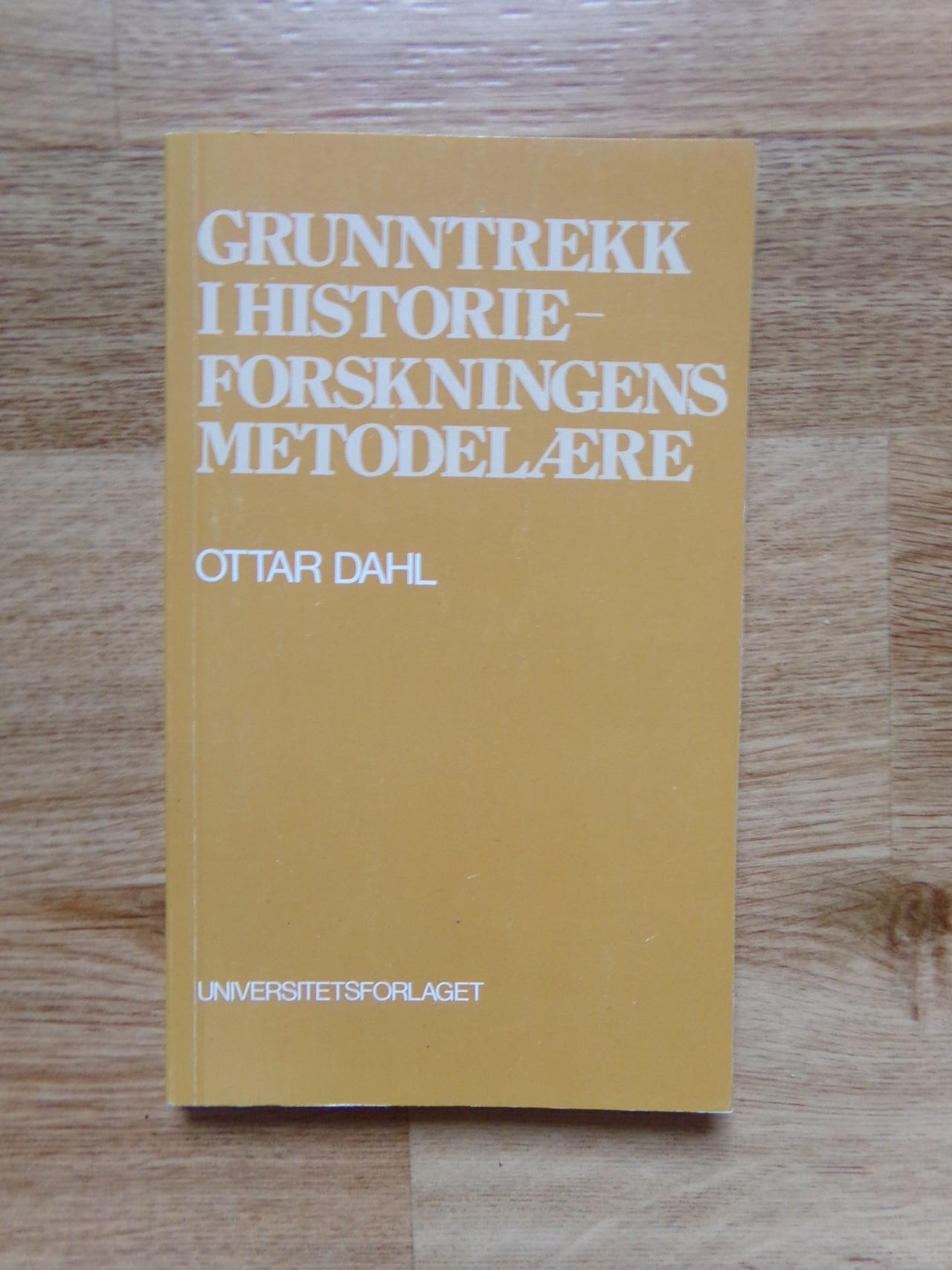 Grunntrekk i historieforskningens metodelære | FINN-torget