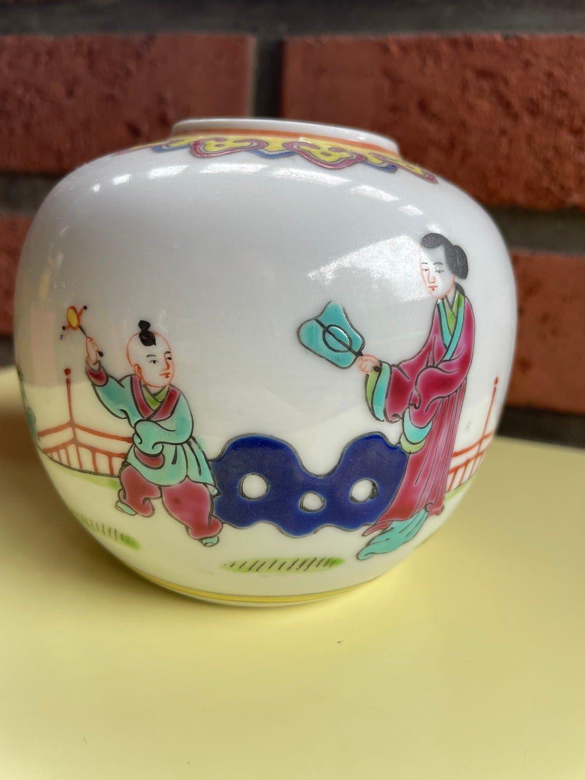 Kinesisk vintage vase / ingefærkrukke | FINN-torget