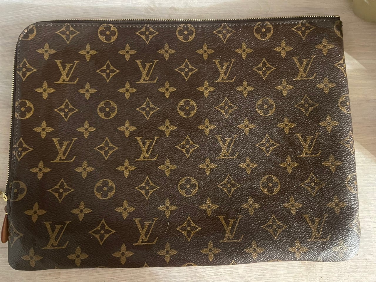 Louis vuitton Monogram Canvas Etui Voyage/pc mappe | FINN-torget