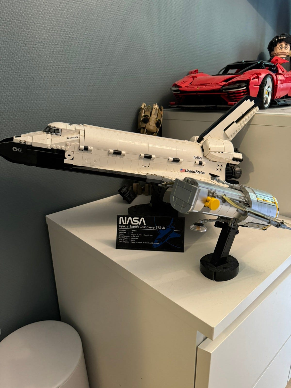 NASA SPACE SHUTTLE DISCOVERY STS-31 | FINN torget