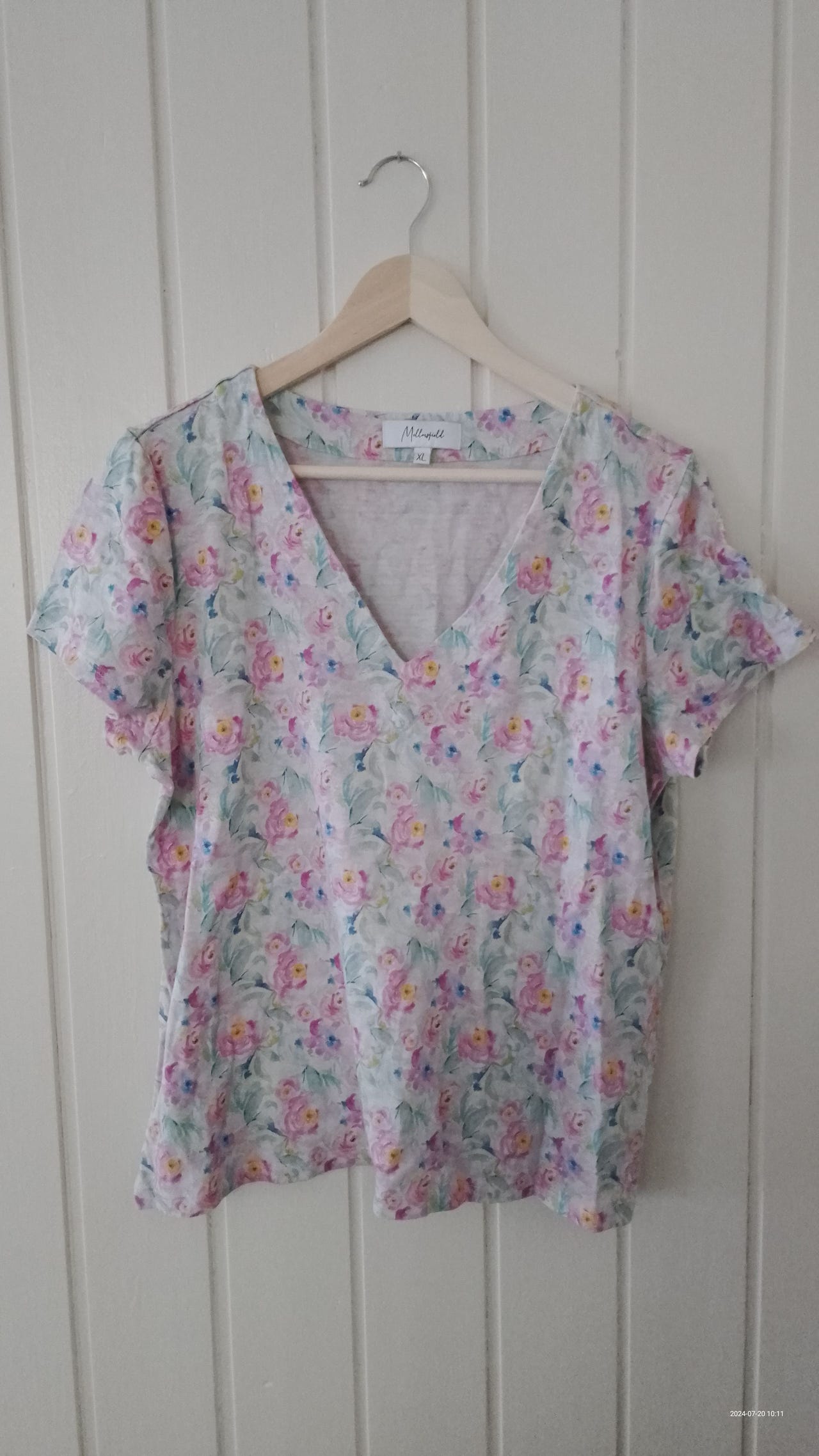 Blomstrete topp i 90% lin fra Mellowfield str XL | FINN-torget