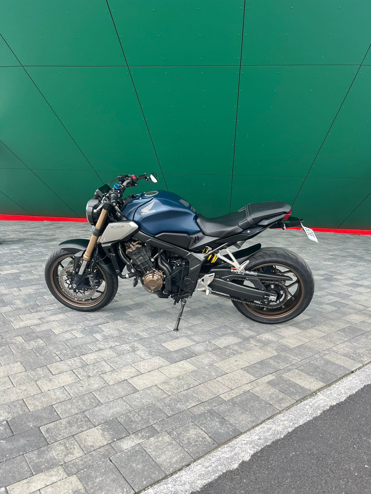 Til salgs: Honda CB650R A2 - 2019 - 649 ccm - Classic/Nakne | FINN.no