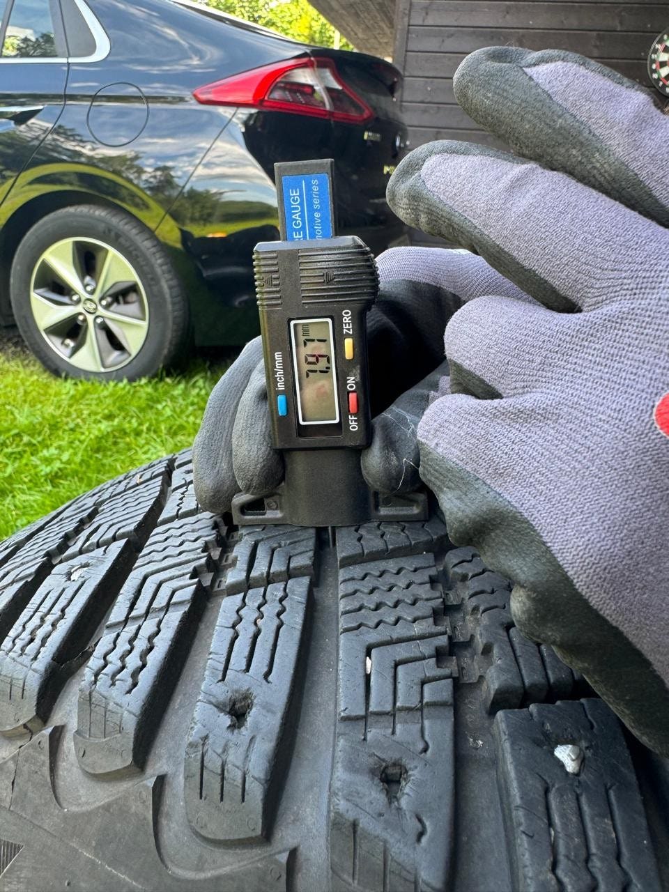 (Reservert)Bil Dekker 205/65R16 (Good Year og Nokian Hakkeplita) | FINN ...