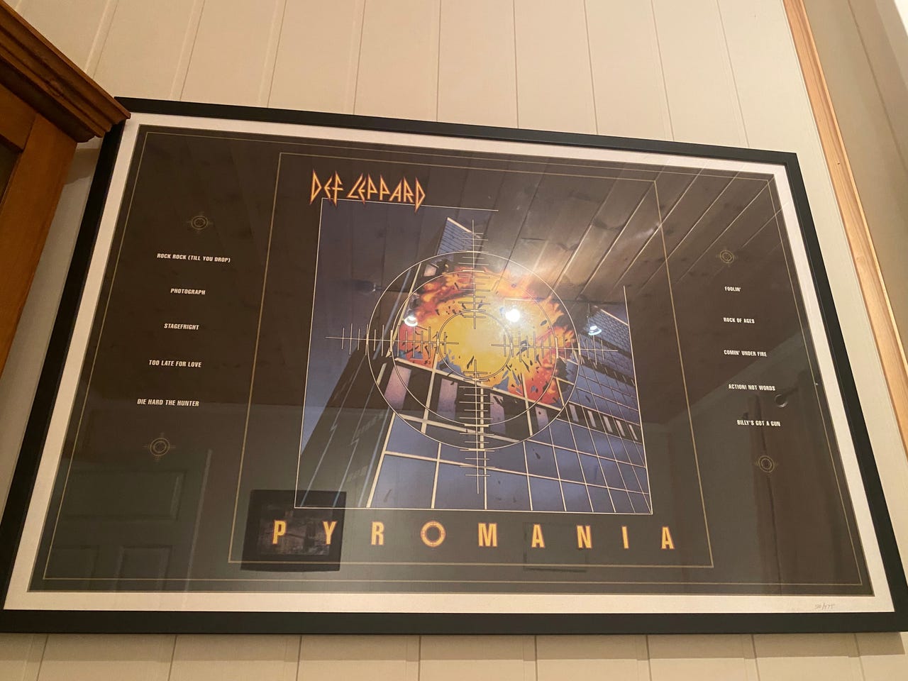 Def Leppard Litografisk Print Limited Edition Pyromania | FINN-torget