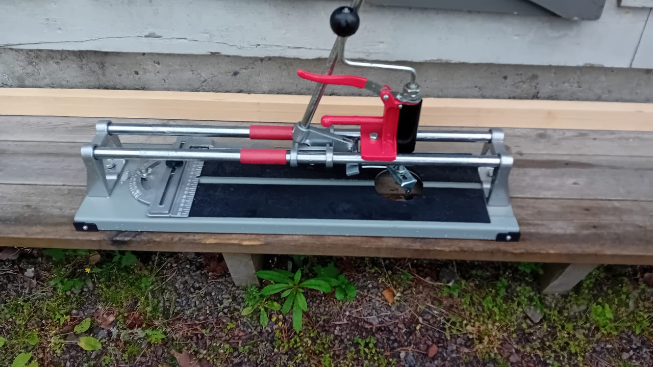 Fliskutter selges | FINN-torget