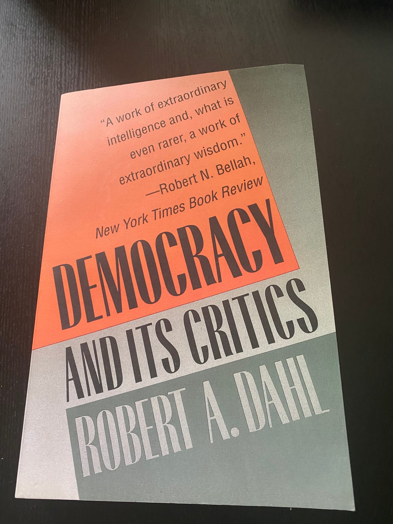 Democracy and its critics - Robert Dahl | FINN-torget