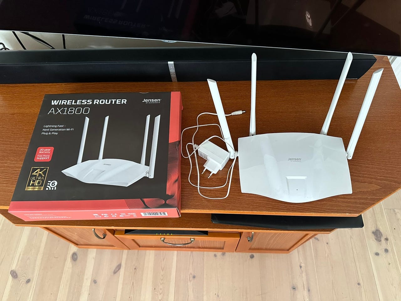 Jensen AX1800 Trådløs Router | FINN torget