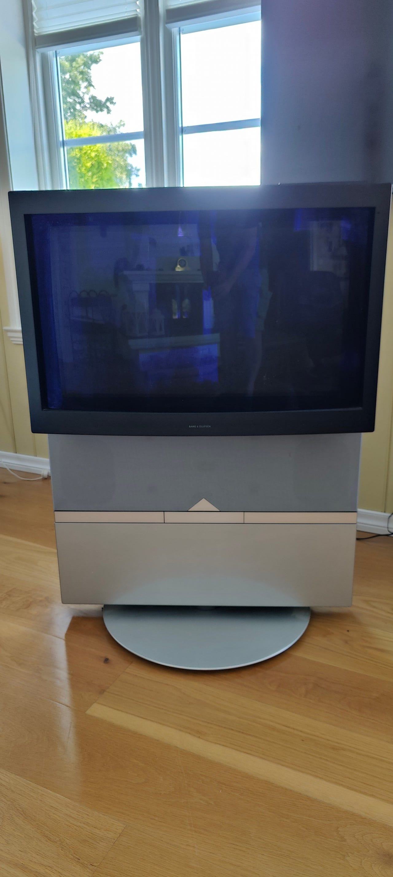 Bang & Olufsen TV med VHS spiller | Beovision Avant 100hz | FINN-torget