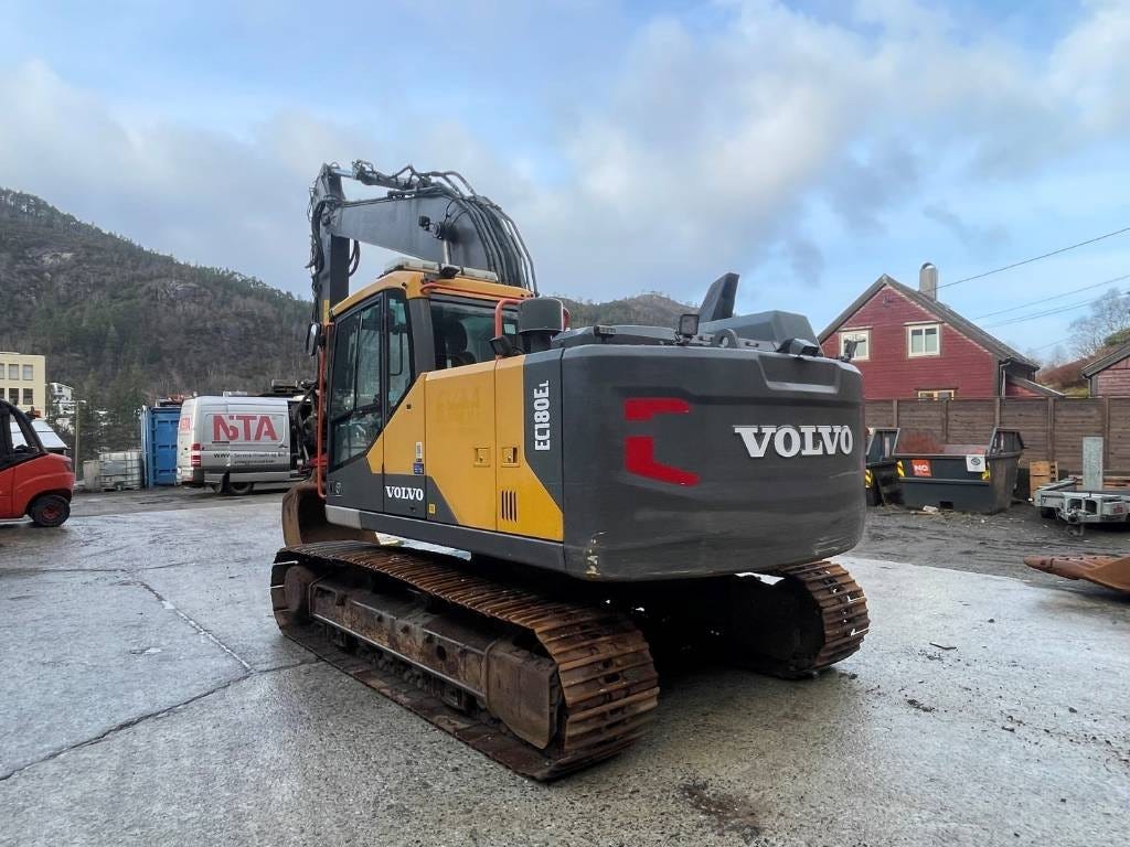 Til salgs: Volvo EC180EL - 2017 - Gravemaskin | FINN.no