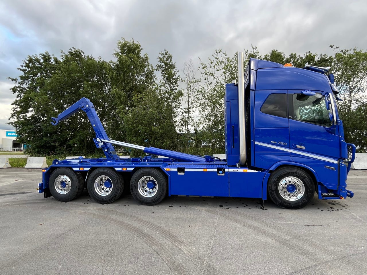 Til salgs: Volvo FH16 750 Tridem krok Nomek påbygg - 2024 - Krokløft ...