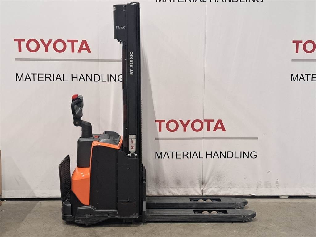 Til salgs: Toyota SWE140L - 2022 - Truck - Løftekapasitet 1400 kg ...