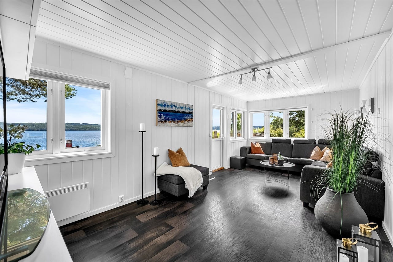 Sjarmerende fritidsbolig ved Mjøsa - 3 sov - Anneks - Nydelig uteområde ...