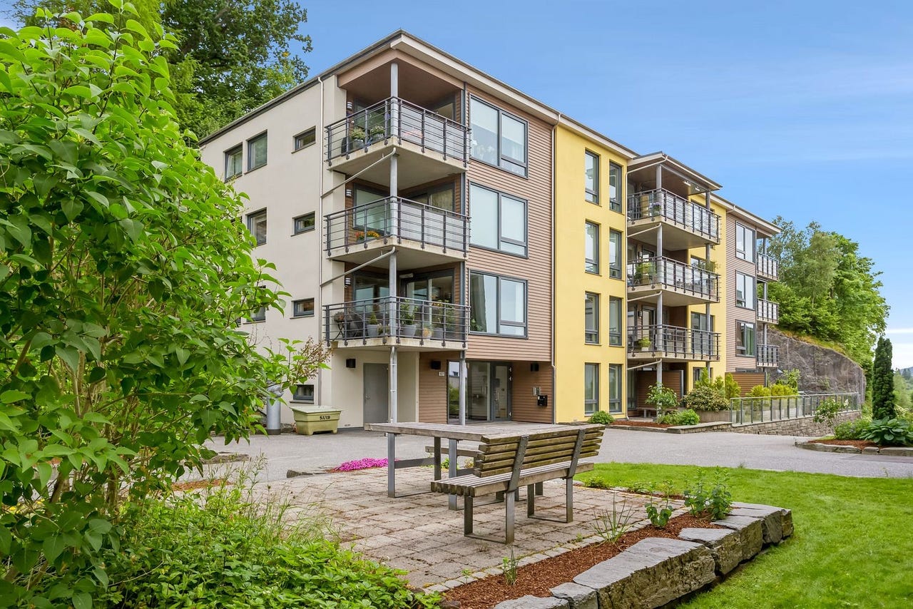 NATTLAND – Flott leilighet med 2 soverom – TV/Internett og parkering ...