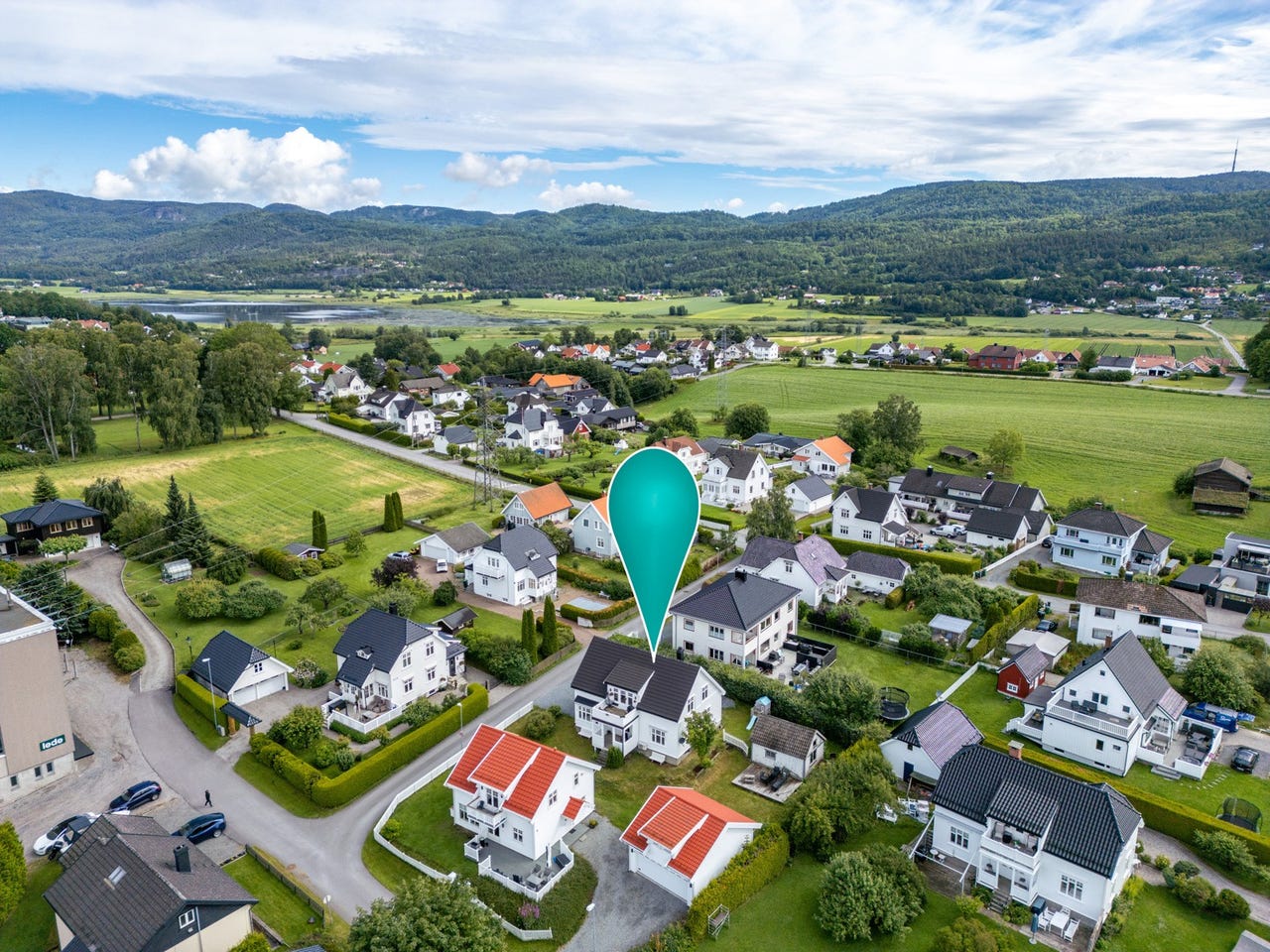 Selveierleilighet i 1.etasje. Sentral beliggenhet på Frogner. Direkte ...