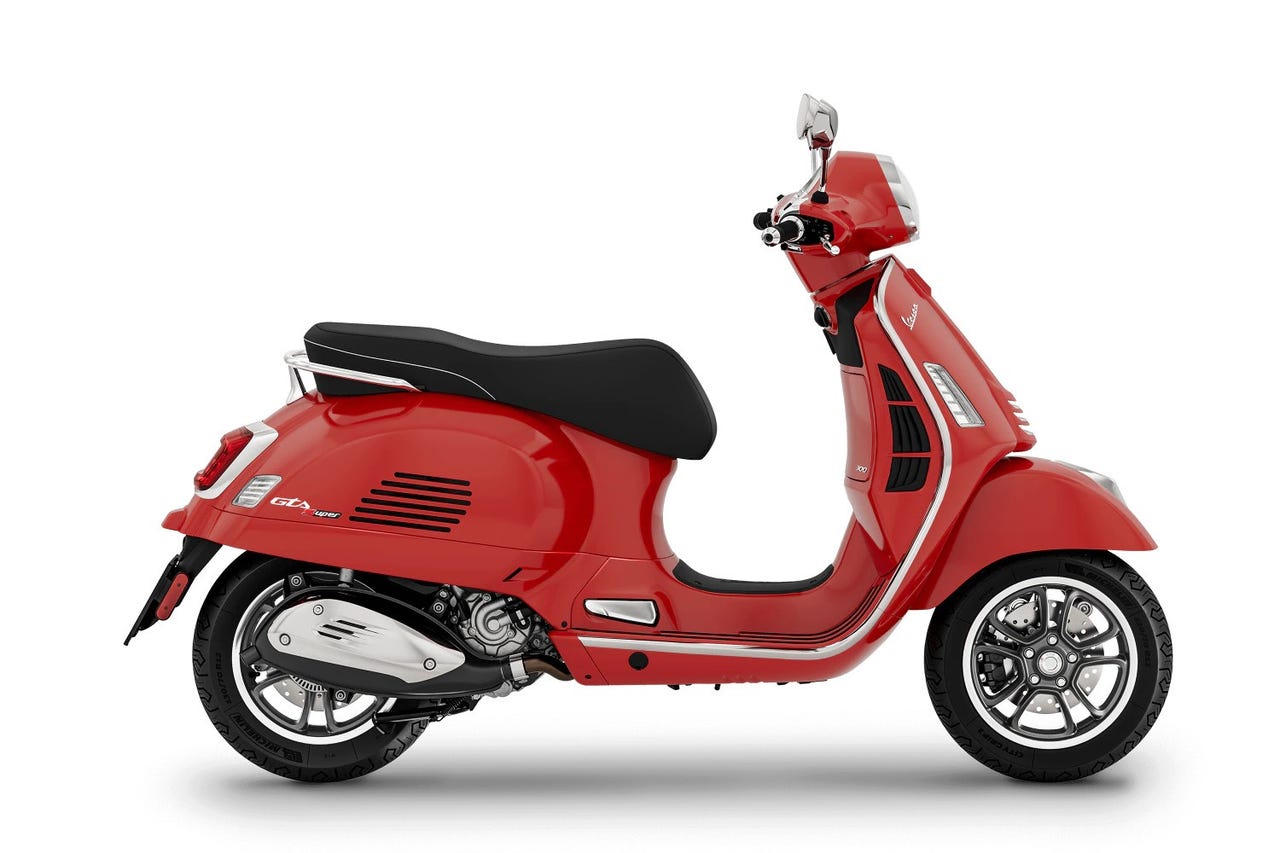 Til salgs: Vespa GTS 300 Super 3 farger Rød, sort eller hvit Nyhet ...