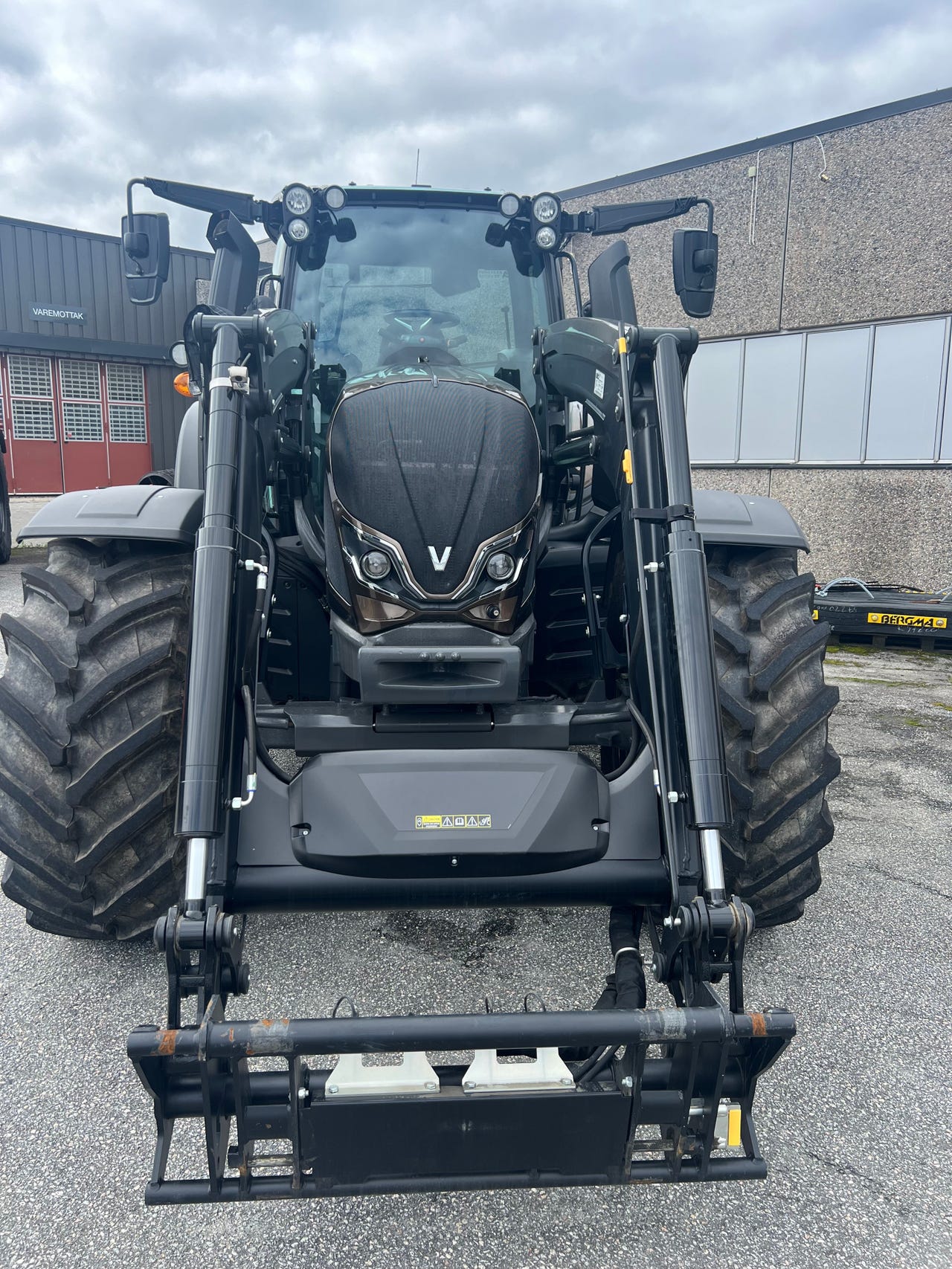Til salgs: Valtra N175 D - 2023 - 201 hk | FINN.no