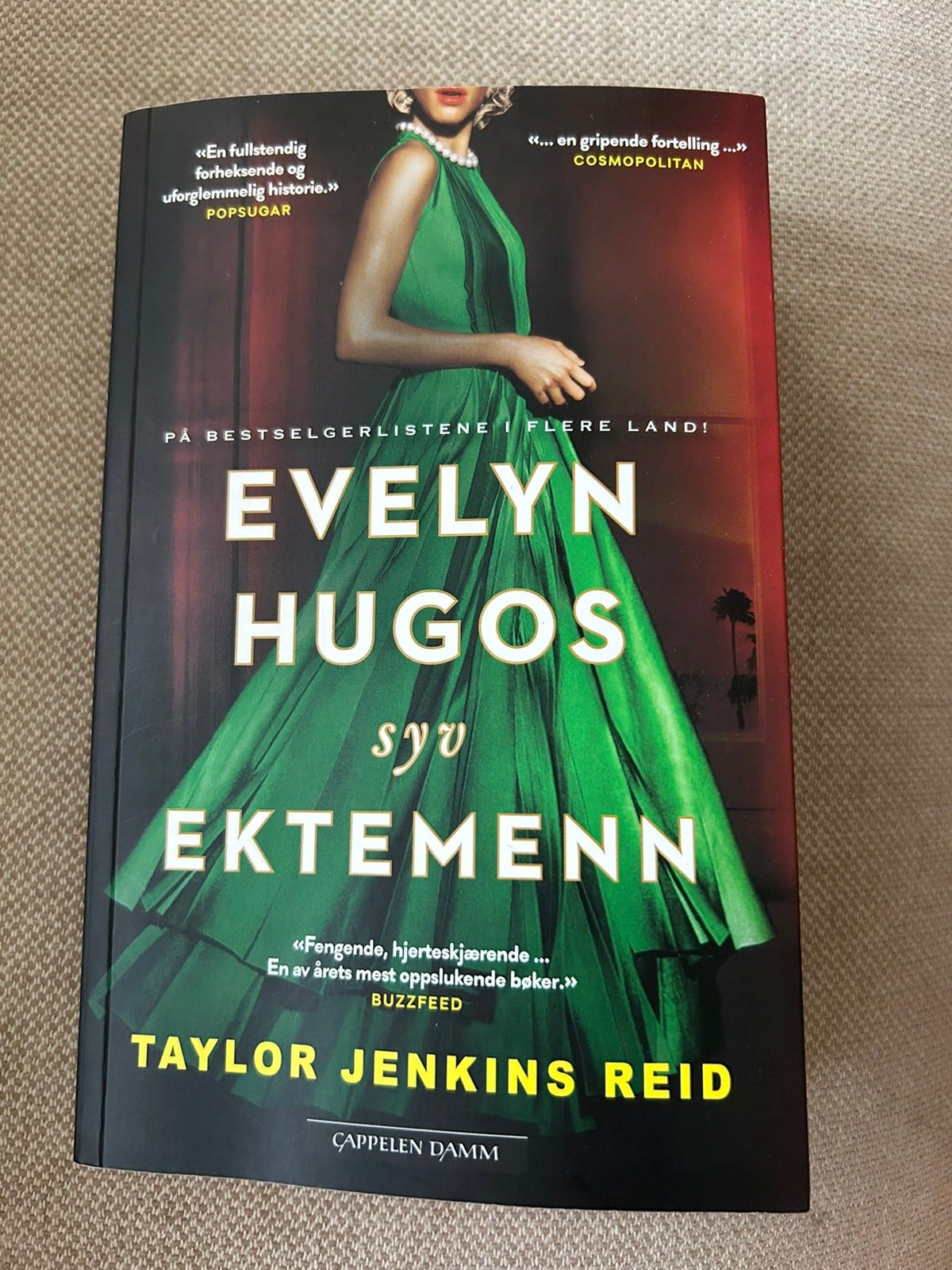 Evelyn Hugos syv ektemenn av Taylor Jenkins Reid | FINN-torget